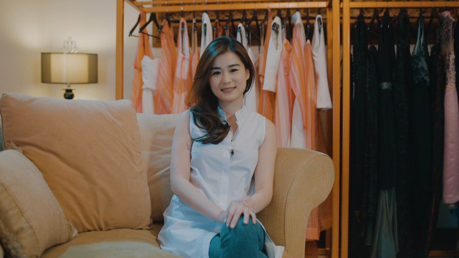 Lily Stephanie | apa arti hidup pintar? - Kreatif Production House